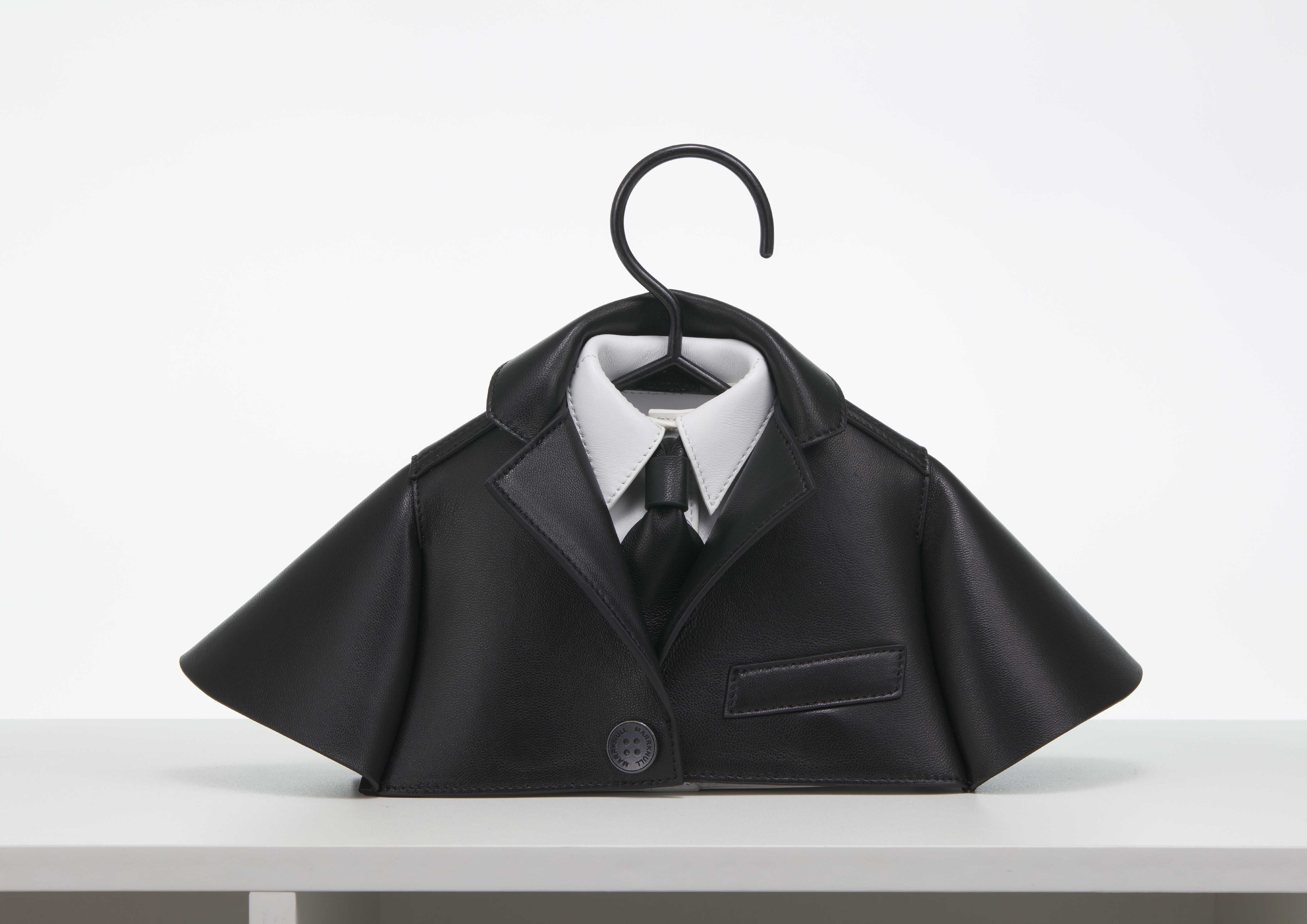 Black suit bag – MARRKNULL